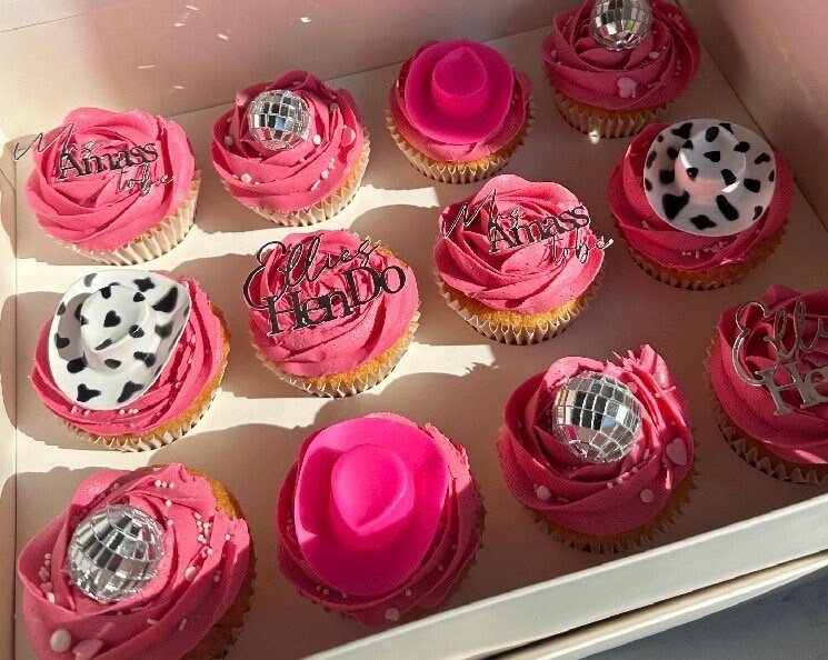 Personalised Bespoke Hen Do / Bridal Shower cupcake / cake Topper ...